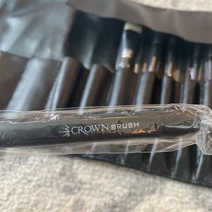 Crown | Makeup | 3 Piece Crown Brush Set | Poshmark